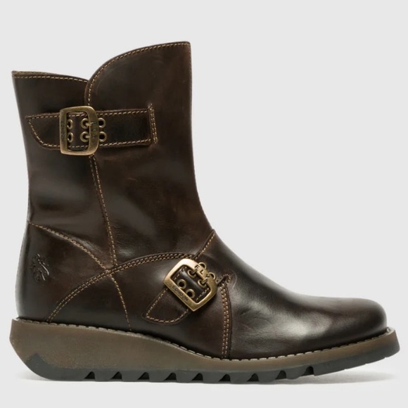 Fly London | Shoes | Fly London Brown Leather Zip Up Wedge Seti Rug ...